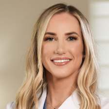 Dr. Kasia Kania, MD | Rogers, AR | Plastic Surgeon | US News Doctors