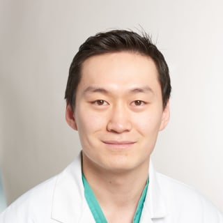 Dr. Frank Yuk, MD – New York, NY | Neurosurgery