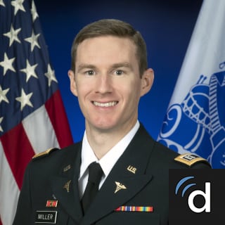 Doctors at Walter Reed National Military Medical Center in Bethesda, MD ...