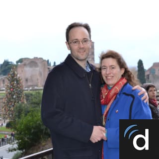 Doctors at Dwight David Eisenhower Army Medical Center in Fort Gordon ...