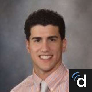 Dr. Luis Saavedra Roman, MD | Bronx, NY | Emergency Medicine Physician | US News Doctors