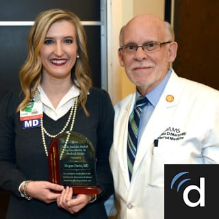 Dr. Megan R. Davis, MD | Fayetteville, AR | Internal Medicine ...