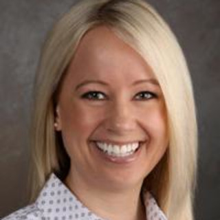 Stephanie Nemmers-Bello – Des Moines, IA | Pediatric Nurse Practitioner